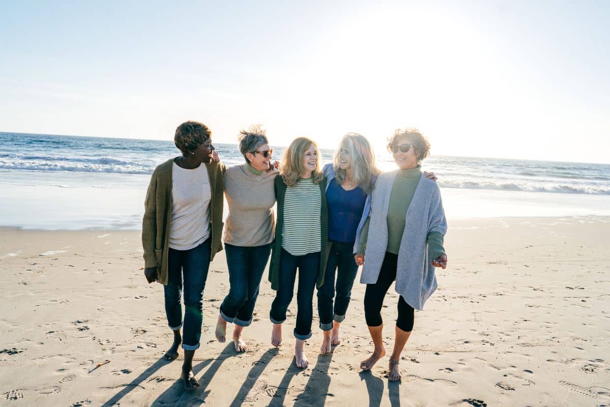 Top 8 Benefits of Living in an Active Adult Community - Tingdene Parks